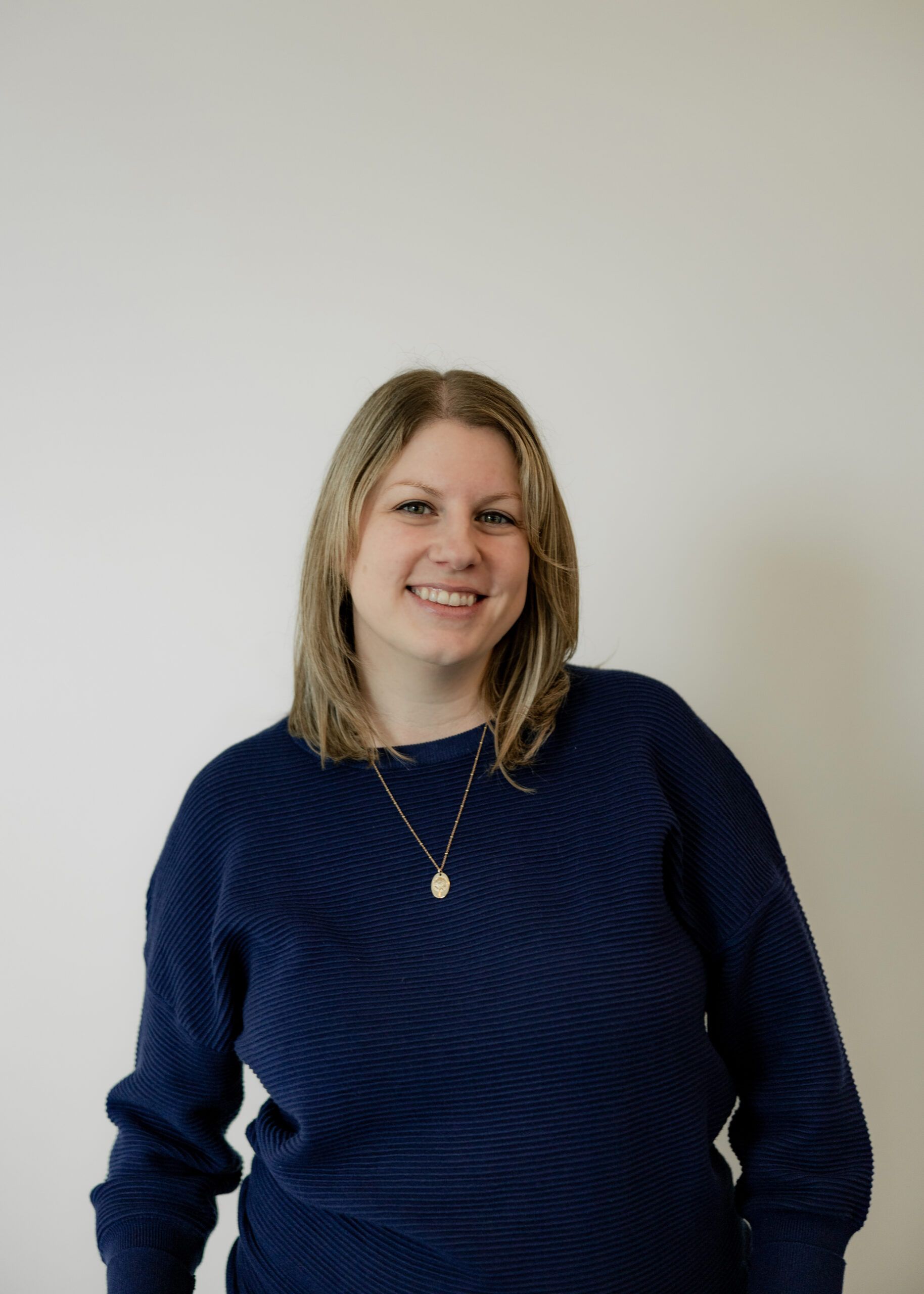 Amber Gray - Wild Hive